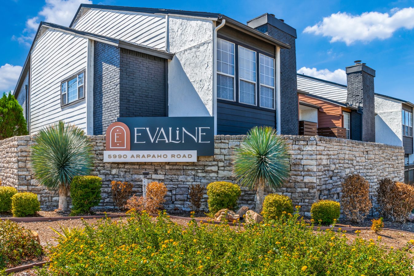 Apartments in Prestonwood | Evaline Living Photo Gallery